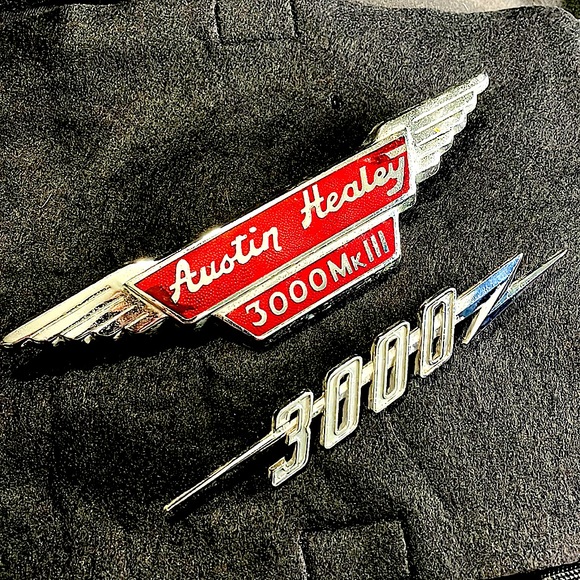 Austin Healey | Other | Austin Healey Chrome 300 Mkiii Front Emblem ...